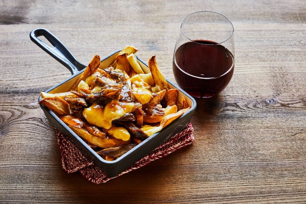 Sauce à poutine au foie gras - Le Canard Goulu